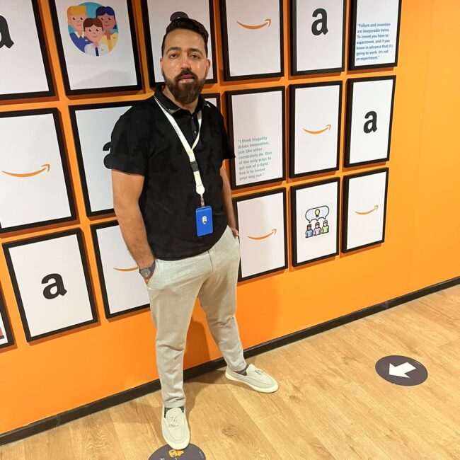 Scholarship Programs - Helm Academy